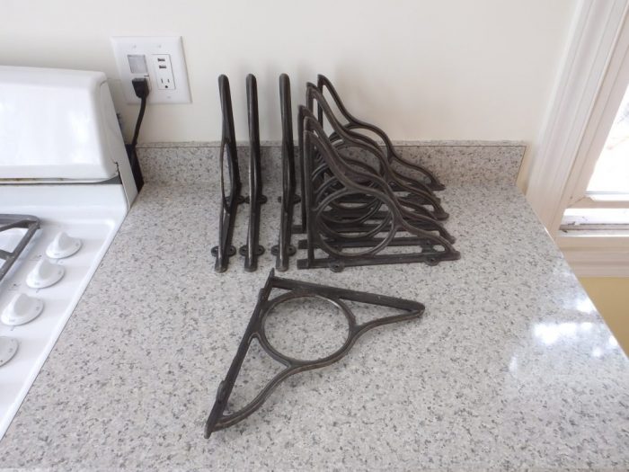 Pretty open shelving brackets for the kitchen | Little Victorian